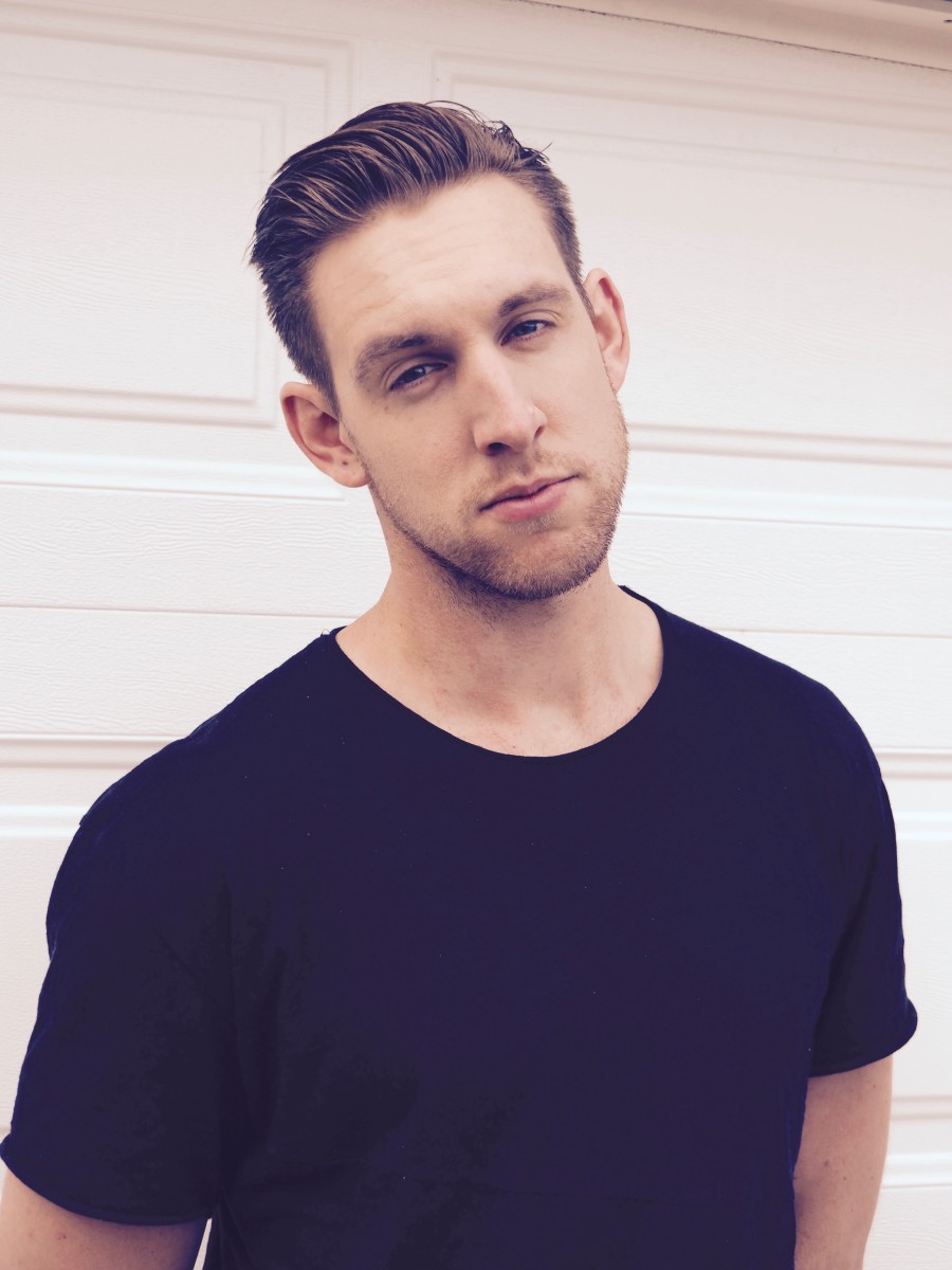 Soundtrack Saturday: ËMMË - FitEDM